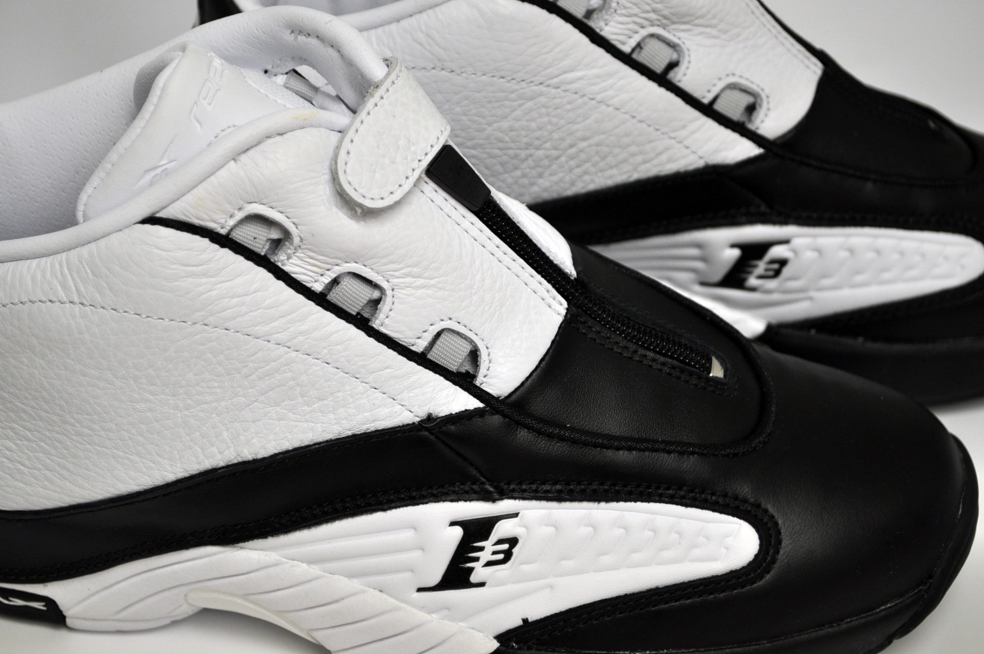 Reebok Answer IV ‘White/Black’ at The Vault- SneakerFiles
