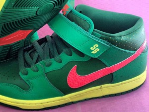Nike SB Dunk Mid 'Watermelon'- SneakerFiles