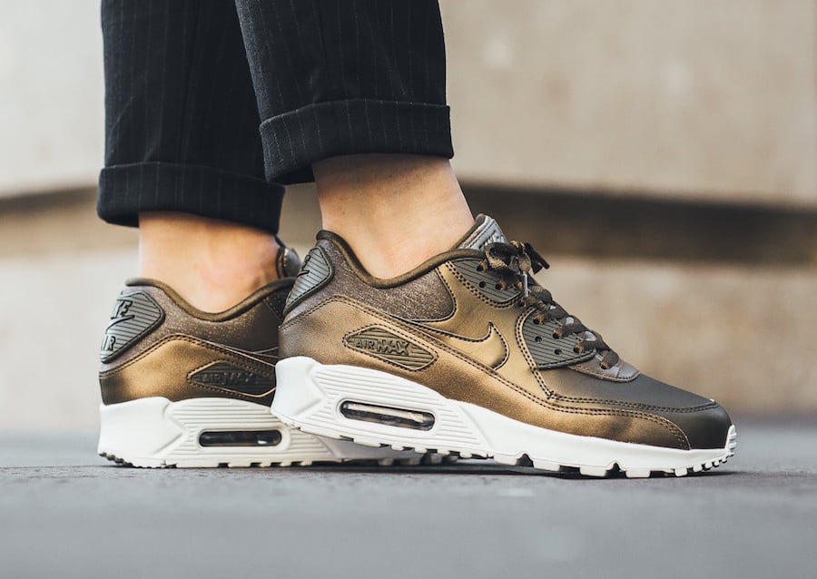 Nike Air Max 90 Metallic Field 896497-901 | SneakerFiles Nike Air Max 90 Metallic Field 896497-901 | SneakerFiles