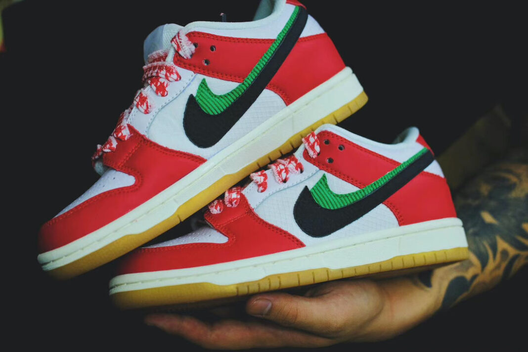 Frame Skate Nike SB Dunk Low CT2550-600 Release Date Info | SneakerFiles