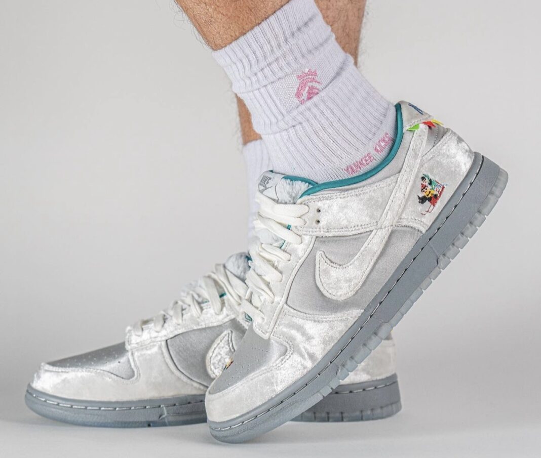 Nike Dunk Low Ice Christmas DO2326-001 Release Date Info | SneakerFiles