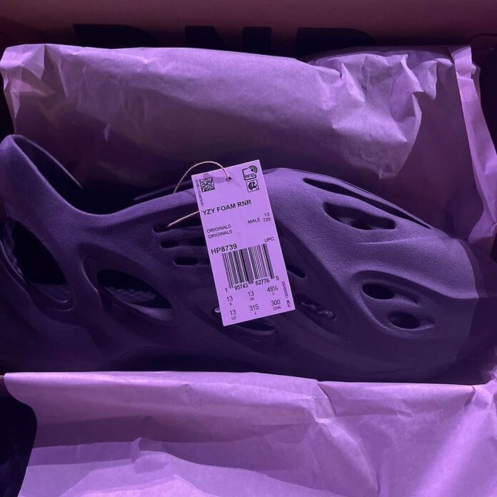 adidas Yeezy Foam Runner Onyx HP8739 Release Date Info | SneakerFiles