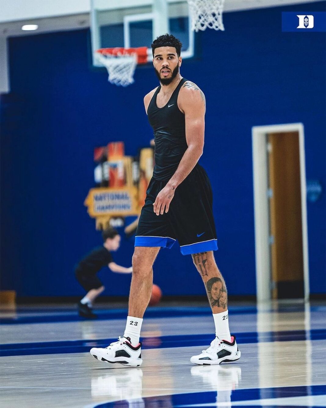 Air Jordan 37 Low White Black Siren Red DQ4122-100 Release Date + Where ...