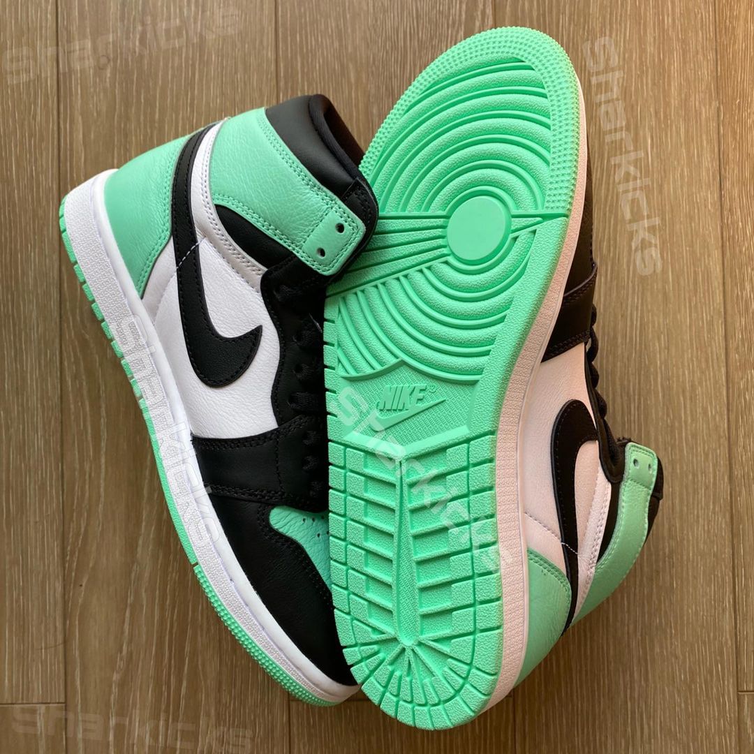 Air Jordan 1 High OG Green Glow DZ5485-130 | SneakerFiles