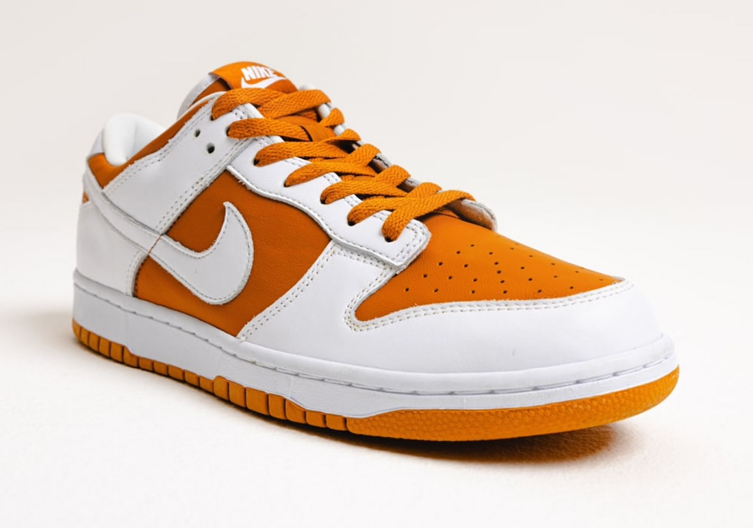 Nike Dunk Low Reverse Curry 2024 FQ6965-700 | SneakerFiles