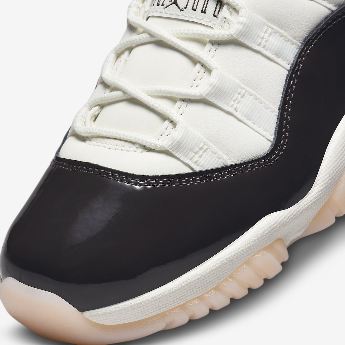 Air Jordan 11 WMNS Neapolitan AR0715-101 | SneakerFiles