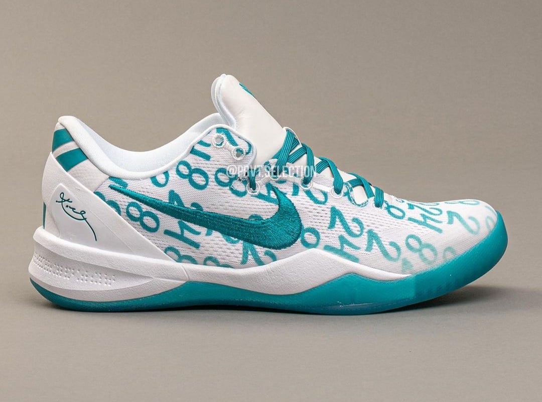 Kobe 8 Superman Galaxy