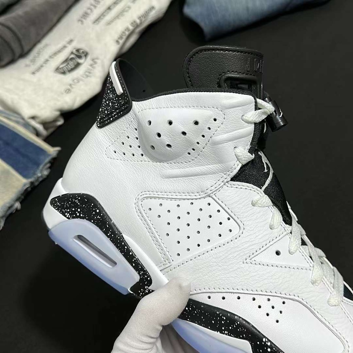 Air Jordan 6 Reverse Oreo White Black CT8529-112 | SneakerFiles