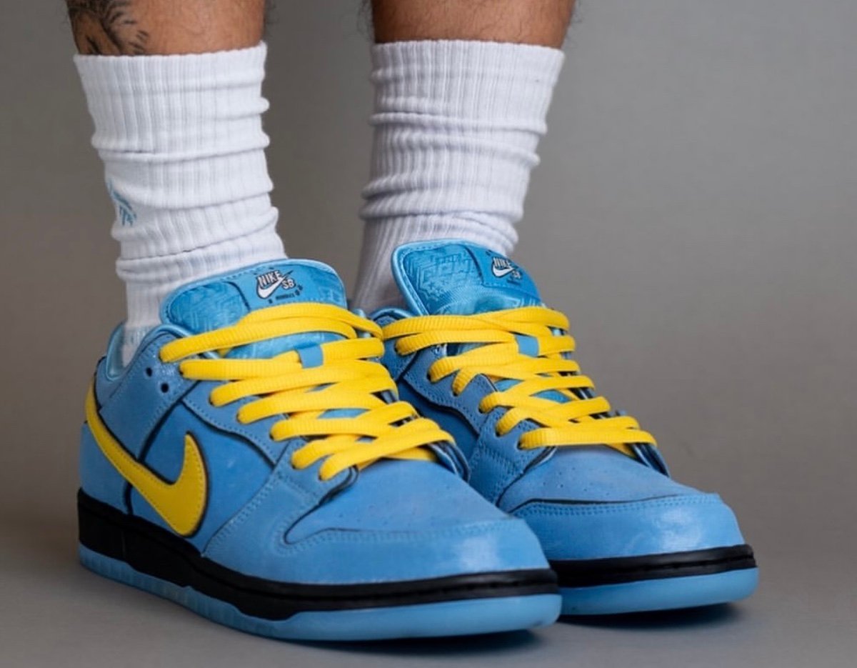 The Powerpuff Girls x Nike SB Dunk Low Bubbles FZ8320-400 | SneakerFiles