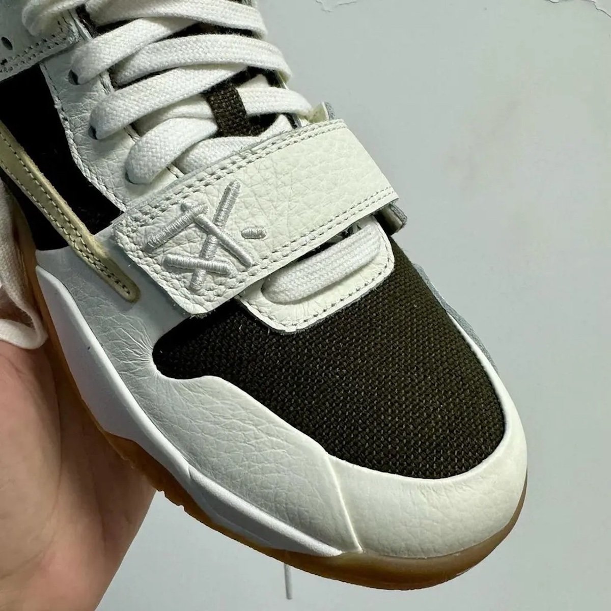 Travis Scott x Jordan Jumpman Jack Trainer Sail DR9317-100 | SneakerFiles