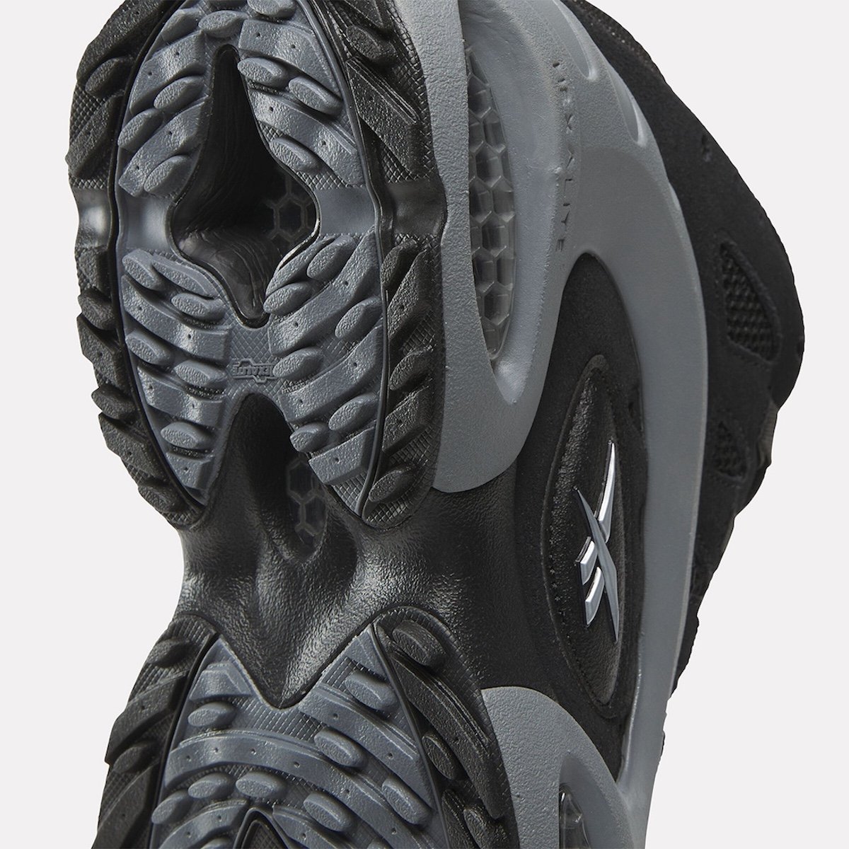 Reebok ES22 Big Game 100074726 | SneakerFiles