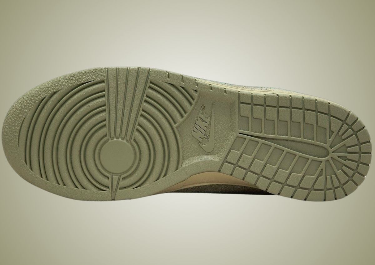 Nike Dunk Low Olive Aura HJ7291-371 | SneakerFiles