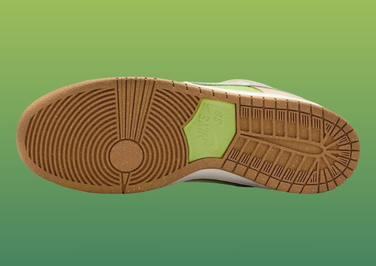 Nike SB Dunk Low Escargot FQ7585-200 | SneakerFiles