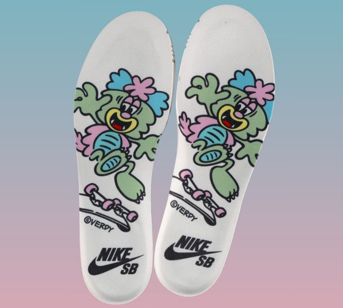 Verdy x Nike SB Dunk Low Visty FN6040-400 | SneakerFiles