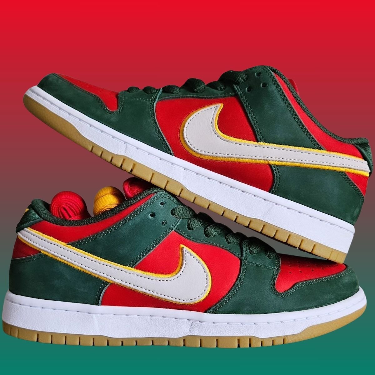 Nike SB Dunk Low Seattle Supersonics FZ1287-300 | SneakerFiles