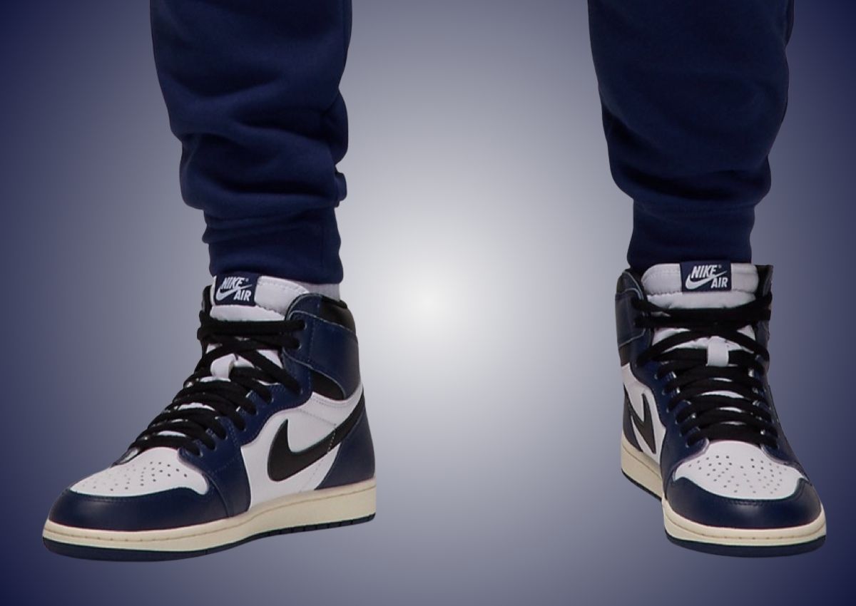 Air Jordan 1 High OG Midnight Navy DZ5485-401 | SneakerFiles