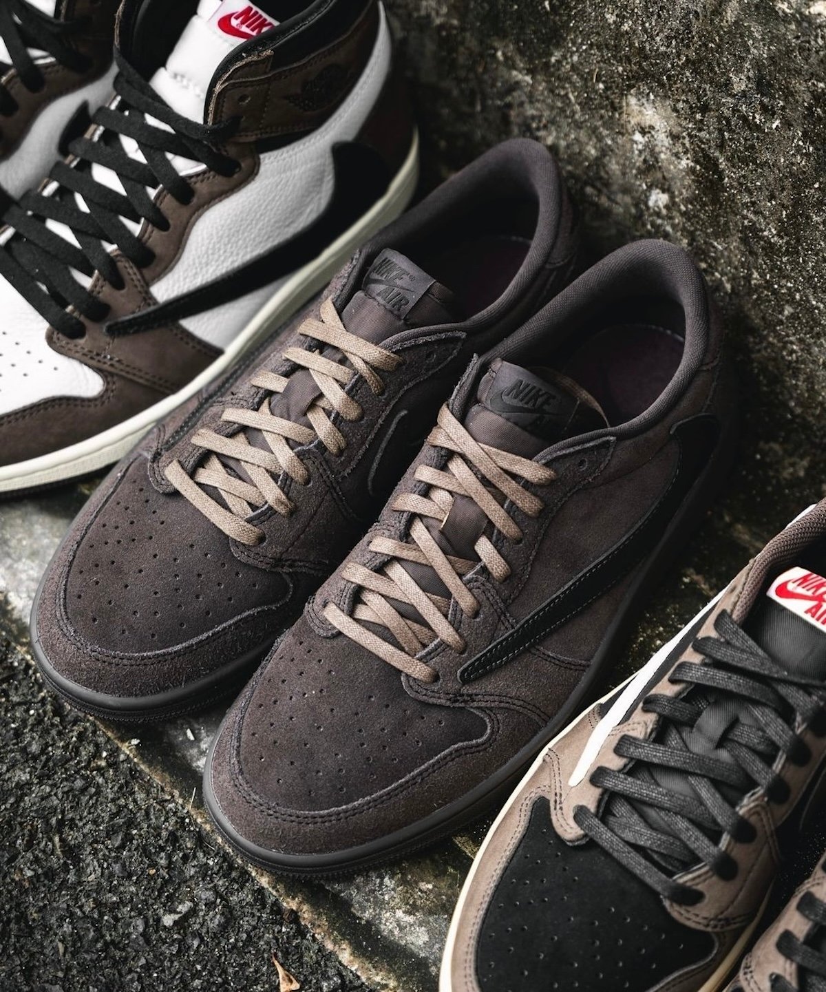 Travis Scott x Air Jordan 1 Low OG Velvet Brown DM7866-202 | SneakerFiles