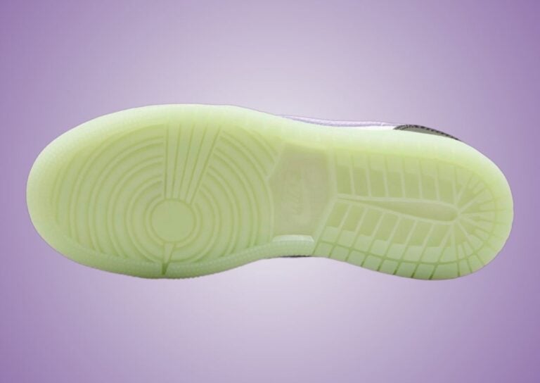 Air Jordan 1 Low OG GS Black Raspberry HF0410-001 | SneakerFiles