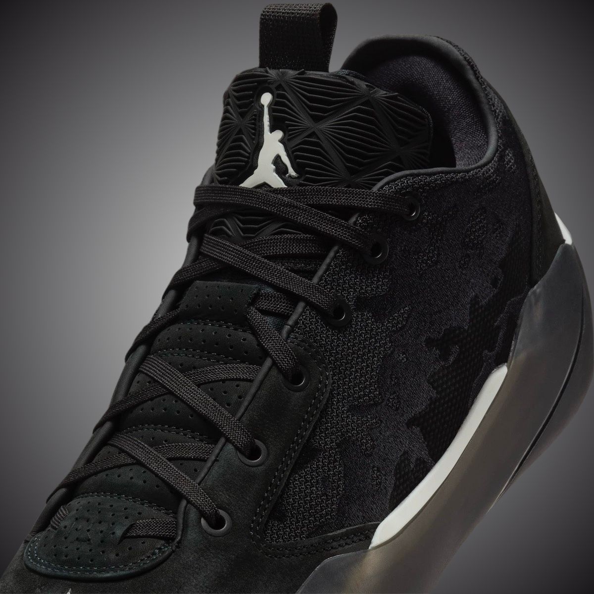 Air Jordan 39 Lumiere FQ0213-001 | SneakerFiles