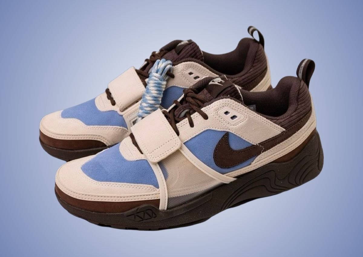 Travis Scott x Nike Zoom Field Jaxx Leche Blue HQ3072-400 | SneakerFiles