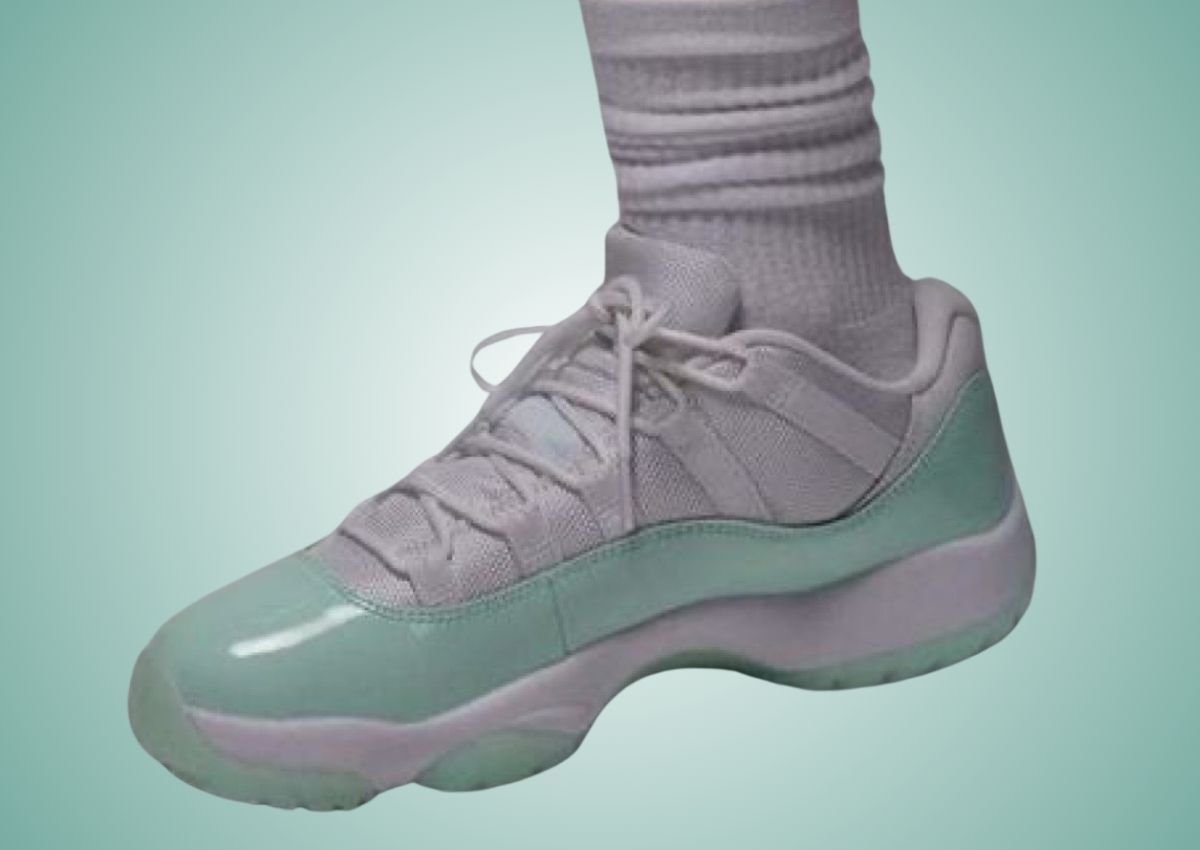Air Jordan 11 Low Igloo AH7860-103 | SneakerFiles