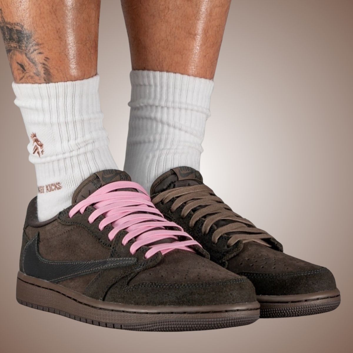 Travis Scott x Air Jordan 1 Low OG Velvet Brown DM7866-202 | SneakerFiles