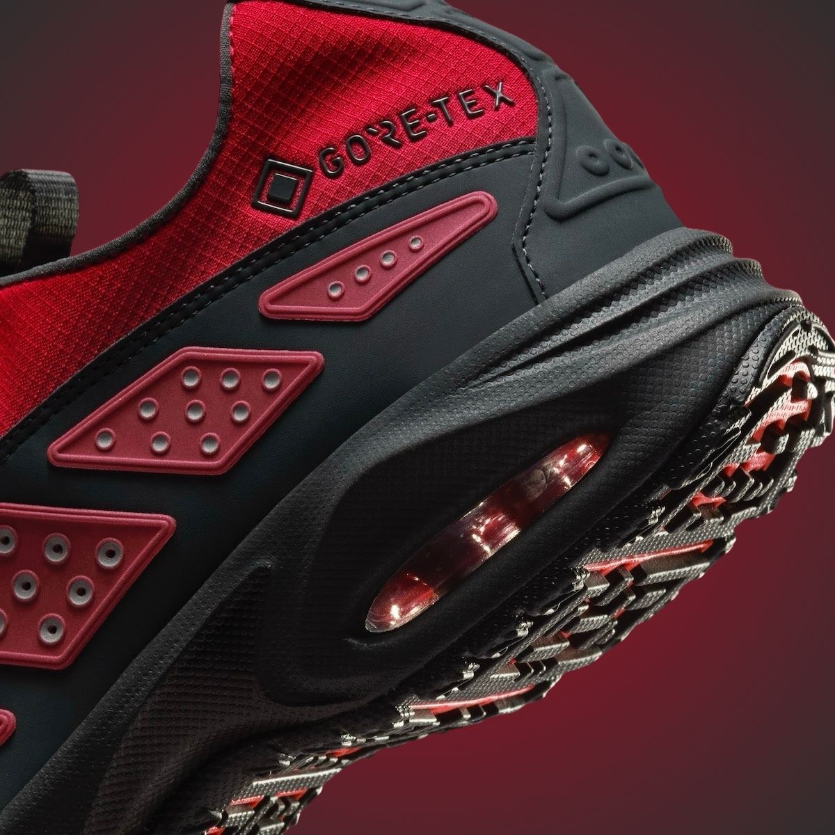 Nike Air Max SNDR Gore-Tex Fire Red FZ4238-800 | SneakerFiles