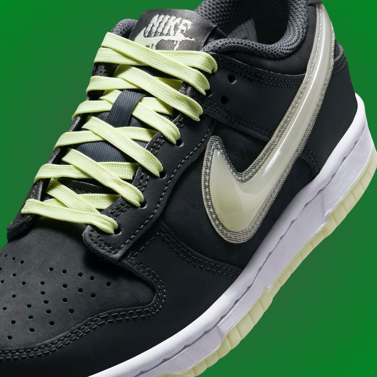 Nike Dunk Low GS Glow in the Dark HQ3569-068 | SneakerFiles