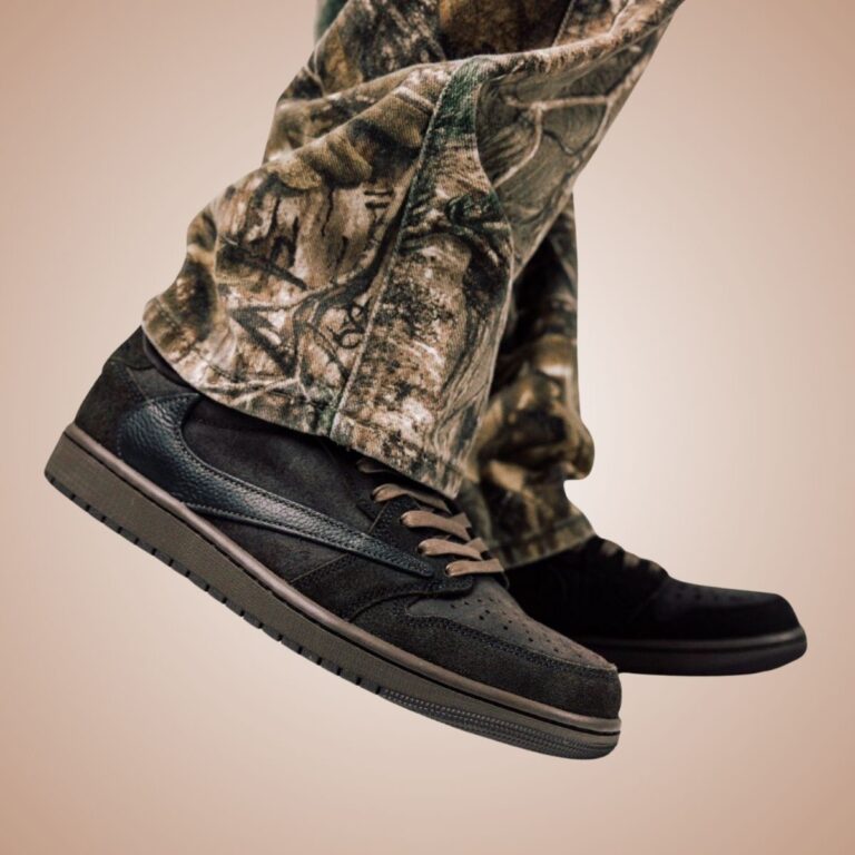 Travis Scott x Air Jordan 1 Low OG Velvet Brown DM7866-202 | SneakerFiles