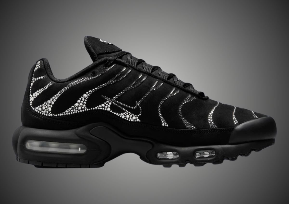 Swarovski x Nike Air Max Plus Moonlight FZ4237-001 | SneakerFiles