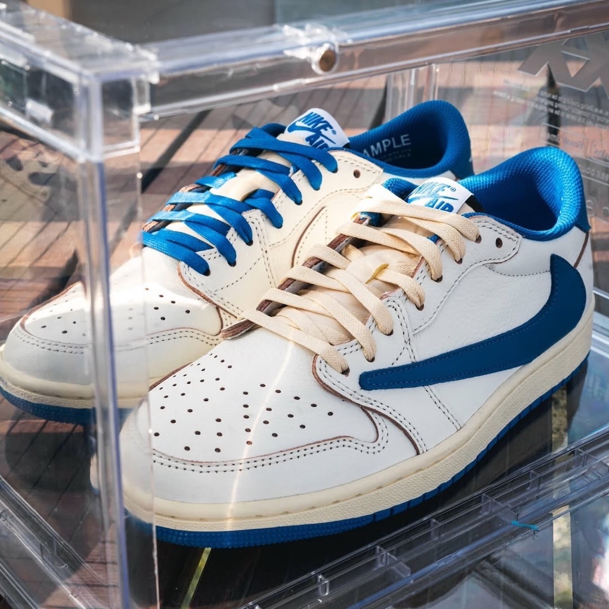 Travis Scott x Fragment x Air Jordan 1 Low OG DM7866-104 | SneakerFiles
