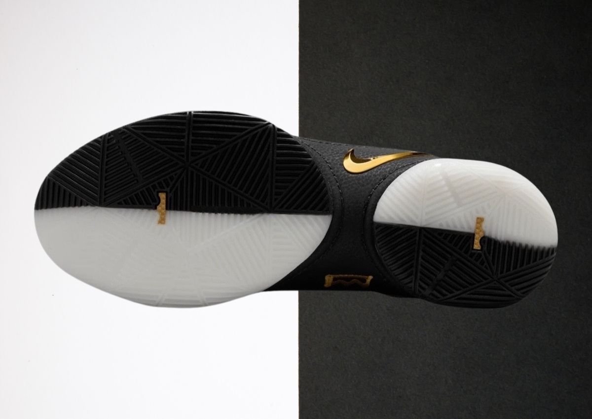 Nike LeBron 22 Mogul HV8454-100 | SneakerFiles