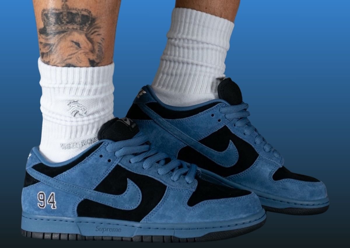 Supreme x Nike SB Dunk Low Ocean Fog HQ8487-400 | SneakerFiles