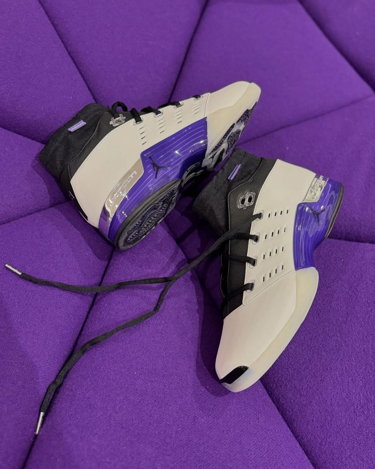 INFINITE ARCHIVES x Air Jordan 17 Low | SneakerFiles