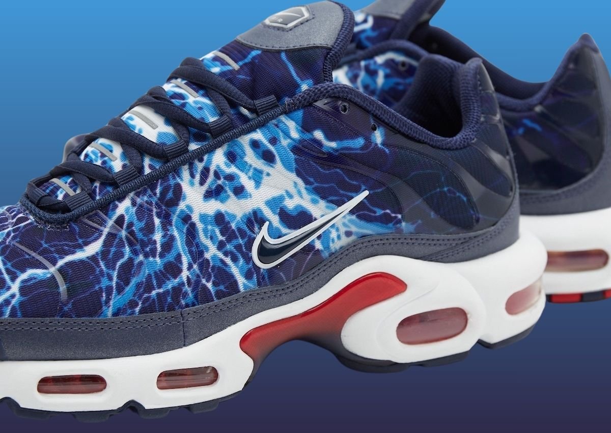 Nike Air Max Plus Eclair Lightning 2025 HV2323-400 | SneakerFiles