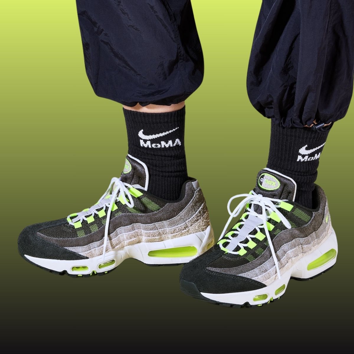 Nike Air Max 95 OG Reverse Neon HM4738-001 | SneakerFiles