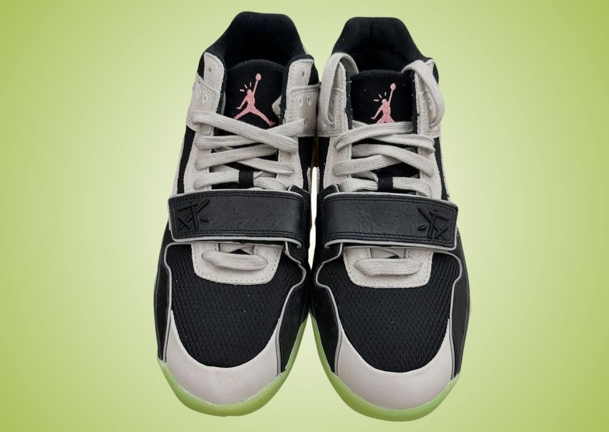 Chase B x Travis Scott x Jordan Jumpman Jack TR IH7971-001 | SneakerFiles