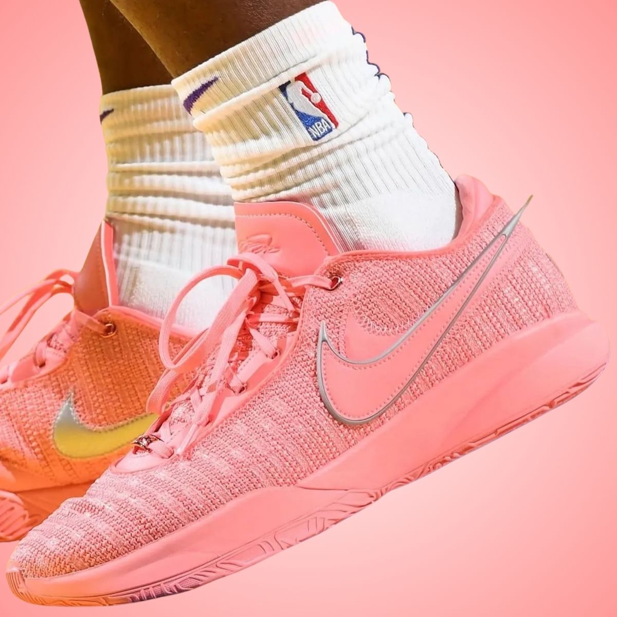 Nike LeBron 20 Pink Diamond DJ5423-600 | SneakerFiles