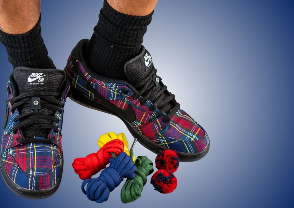 Nardwuar x Nike SB Dunk Low II1493-600 | SneakerFiles