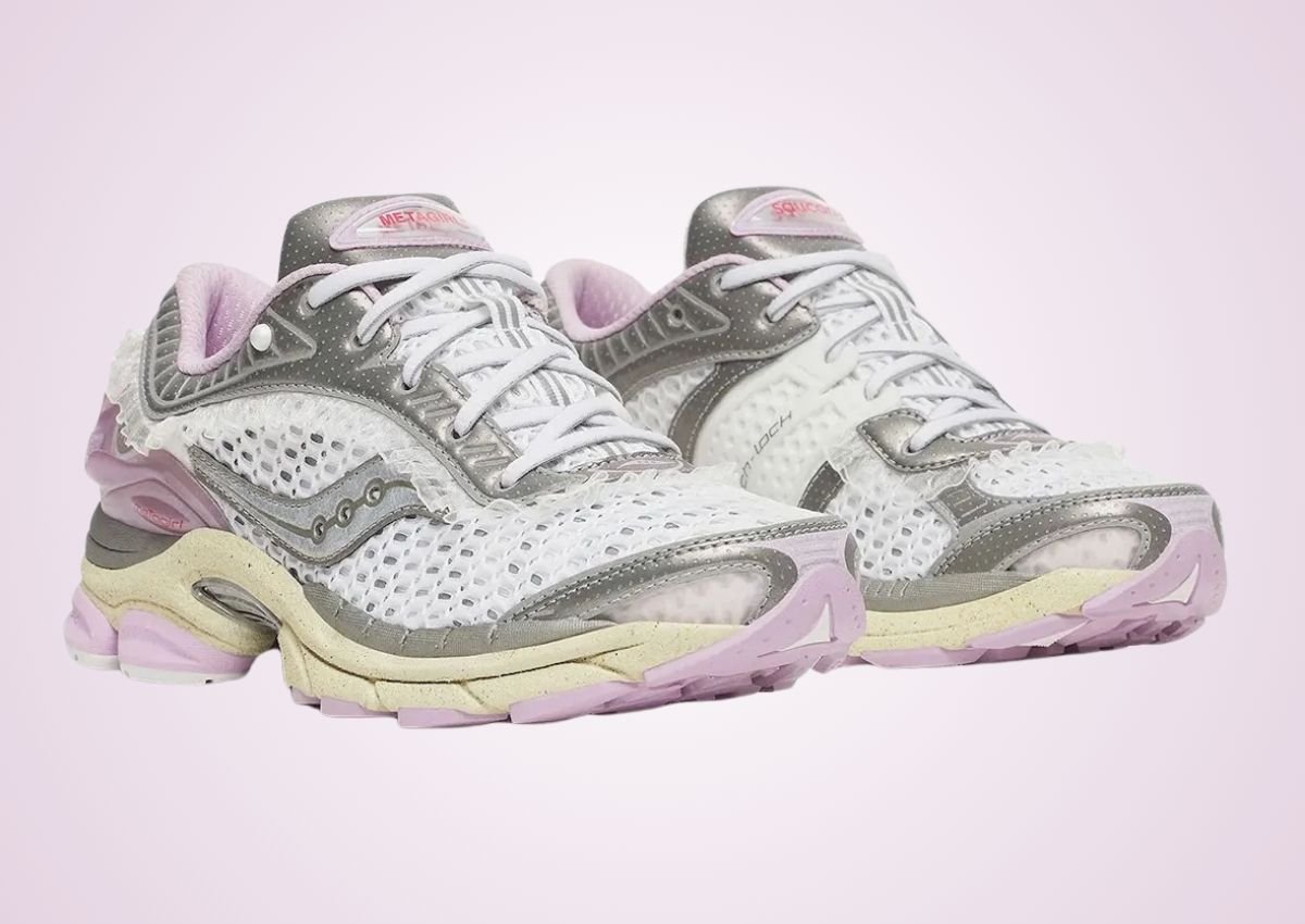 Metagirl Saucony ProGrid Paramount Daughter of the Moon | SneakerFiles