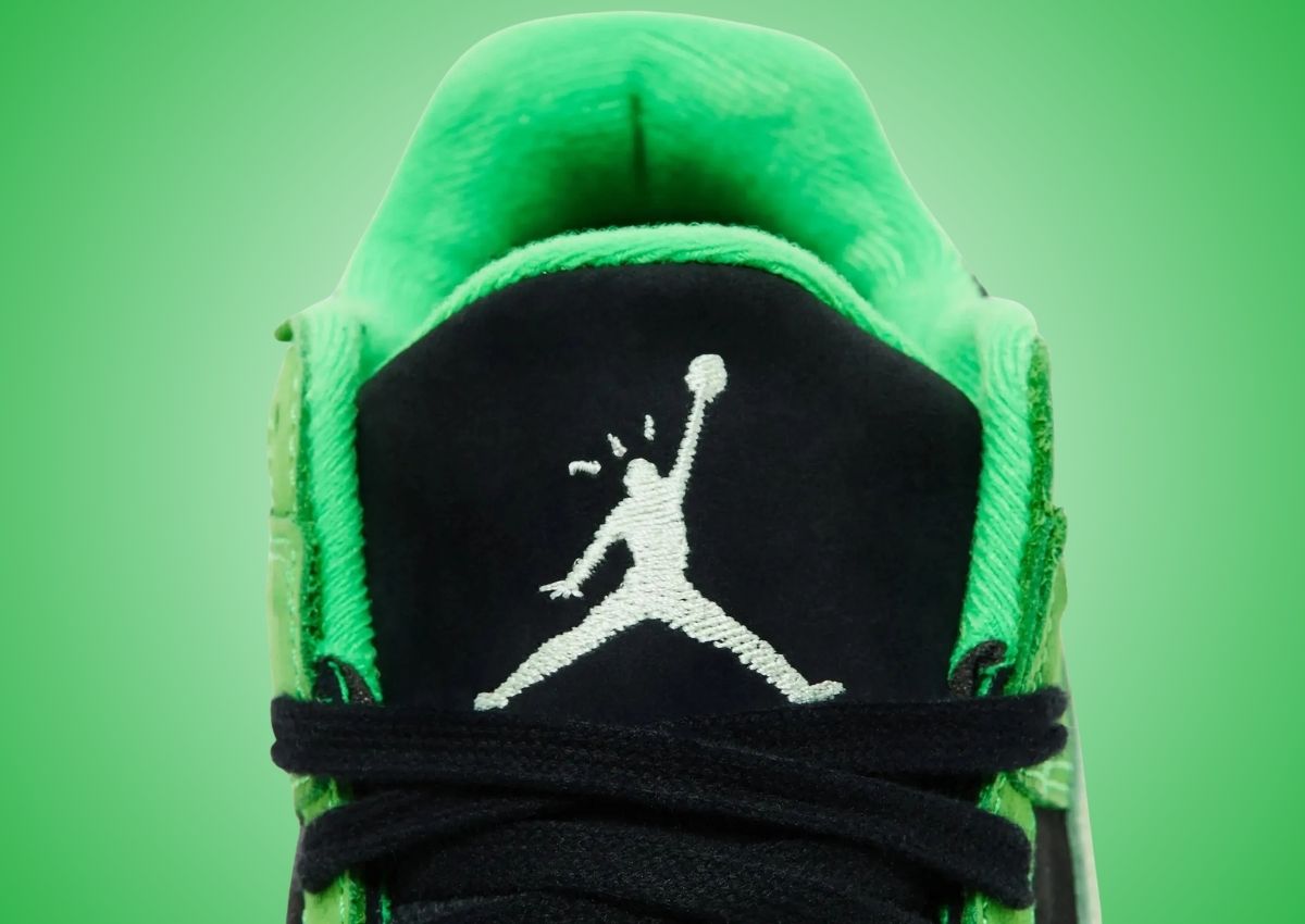Travis Scott x Jordan Jumpman Jack Green Spark IM9113-300 | SneakerFiles