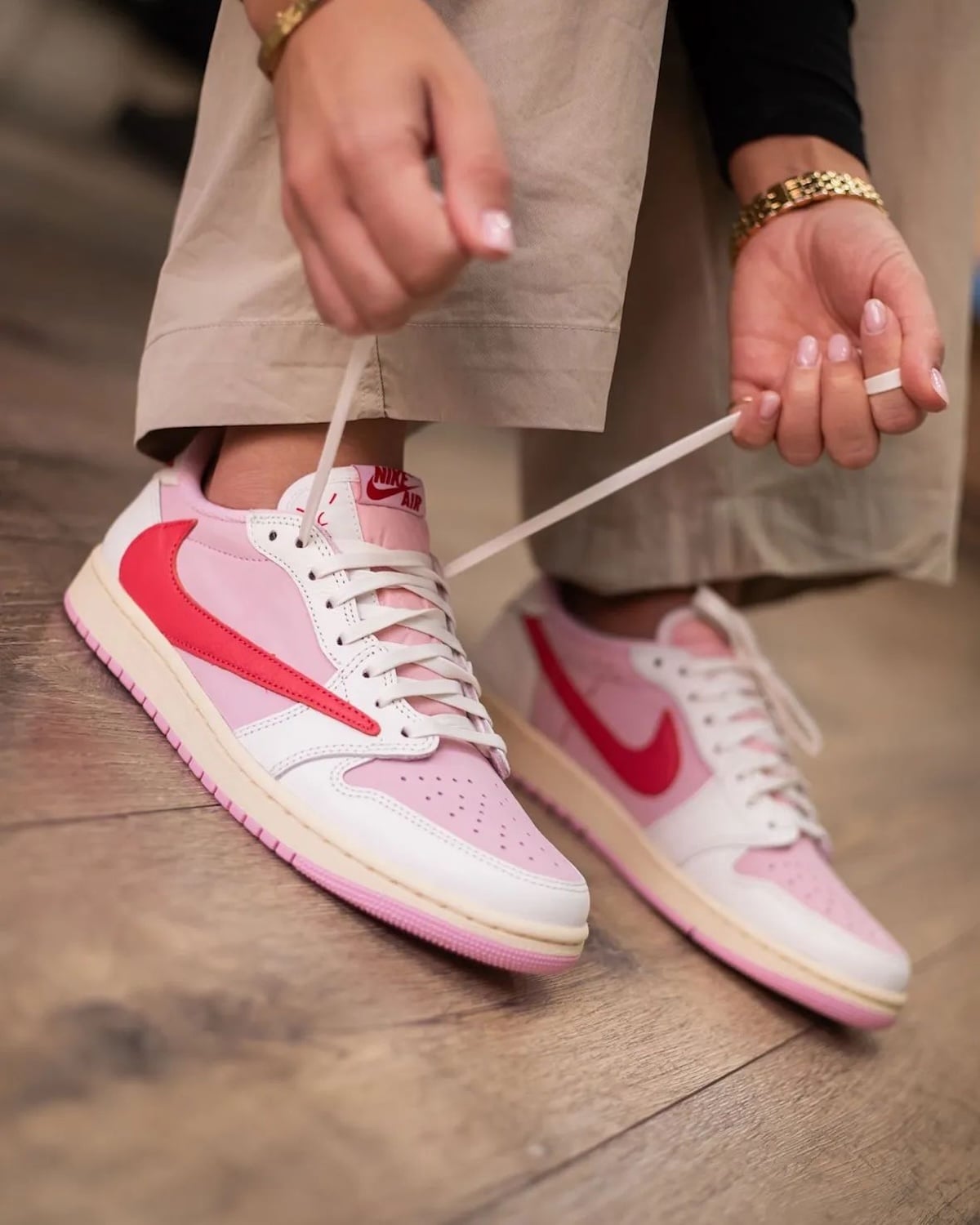 Travis Scott Air Jordan 1 Low OG Tropical Pink IQ7604-101 | SneakerFiles
